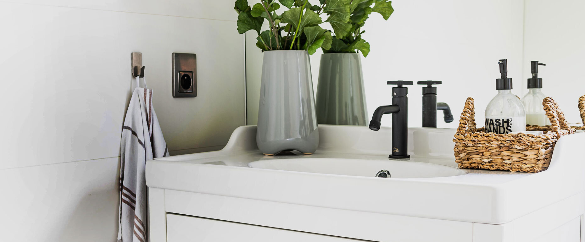 Producent armatury łazienkowej i kuchennej - Laveo - Laveo